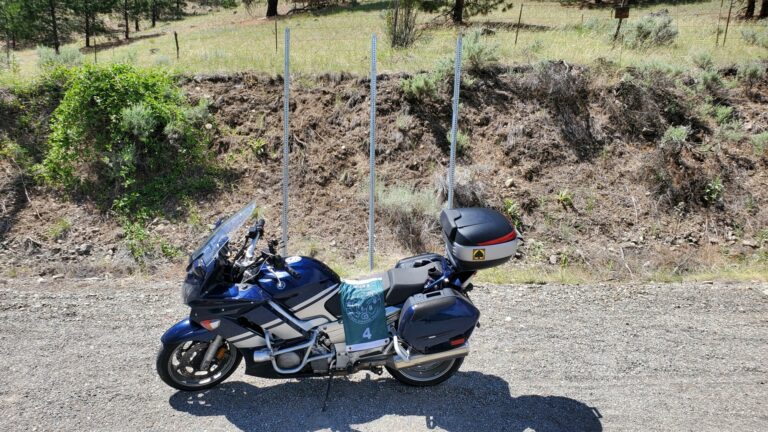 GT12 Nighthawk Sign – PNW Grand Tour